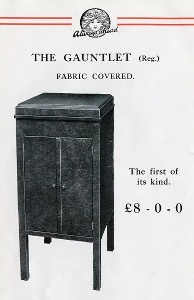 Beltona Gauntlet cabinet Gramophone Beltona Gramophones