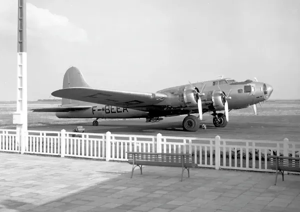 Vega B-17G-100-VE Flying Fortress F-BEEA Our beautiful Wall Art and ...