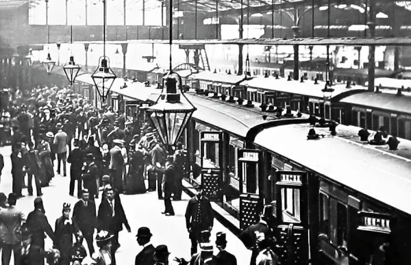 Waterloo Station, London. Date: late 19th century Our beautiful Wall ...