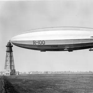 British R100 airship in flight Our beautiful Wall Art and Photo Gifts ...