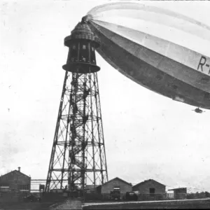 British R100 airship in flight Our beautiful Wall Art and Photo Gifts ...
