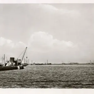 Native vessels, Manama Pier, Bahrain, Persian Gulf