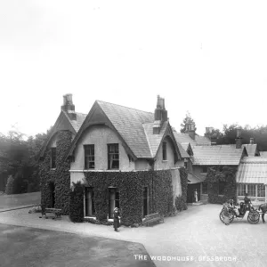 Town Hall, Bessbrook a front view of the building with